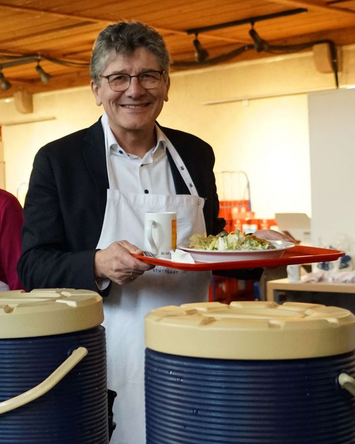 Landesbischof Gohl würdigt Vesperkirchen