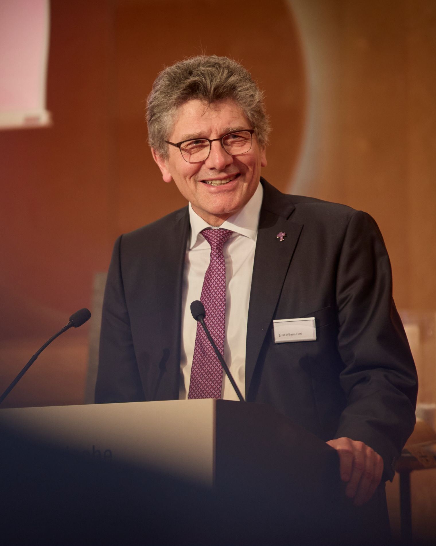 Landesbischof Gohl bei der SPD: „Menschen erwarten Orientierung und ...