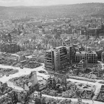 Why do German towns and small cities look way more charming than big ...