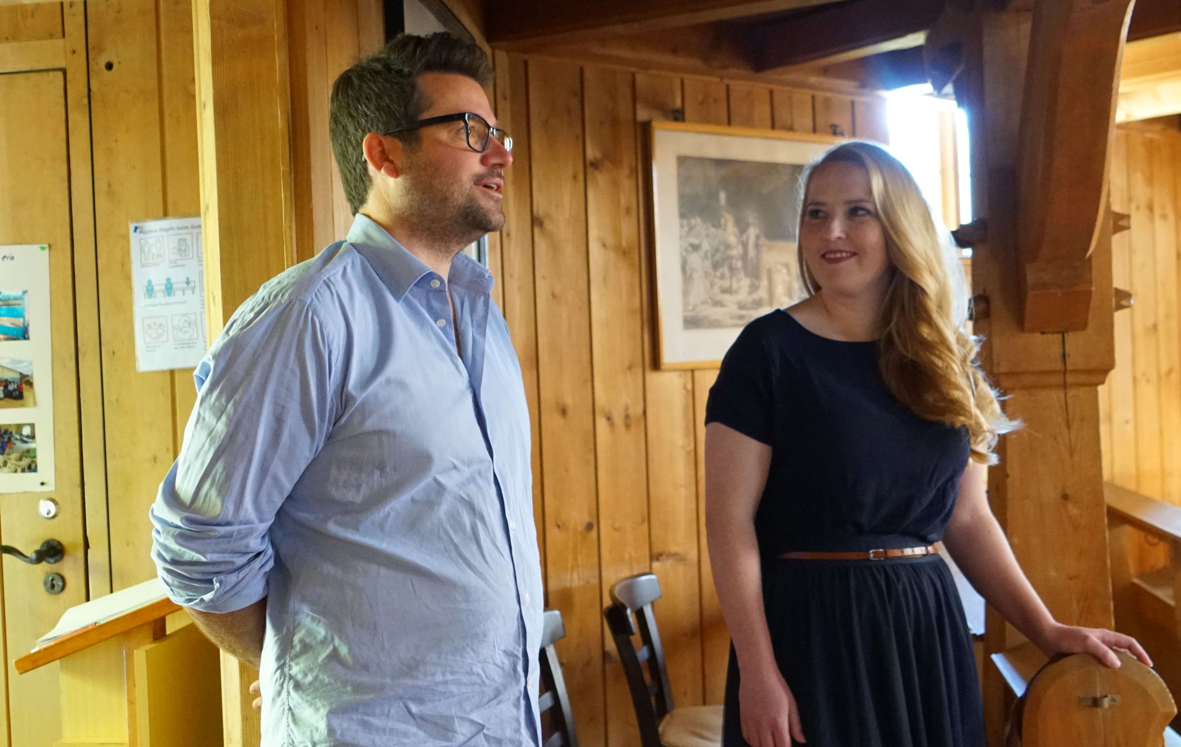 09.09.2022 Kirchliche Trauung: Landesbischof Gohl im Gespräch