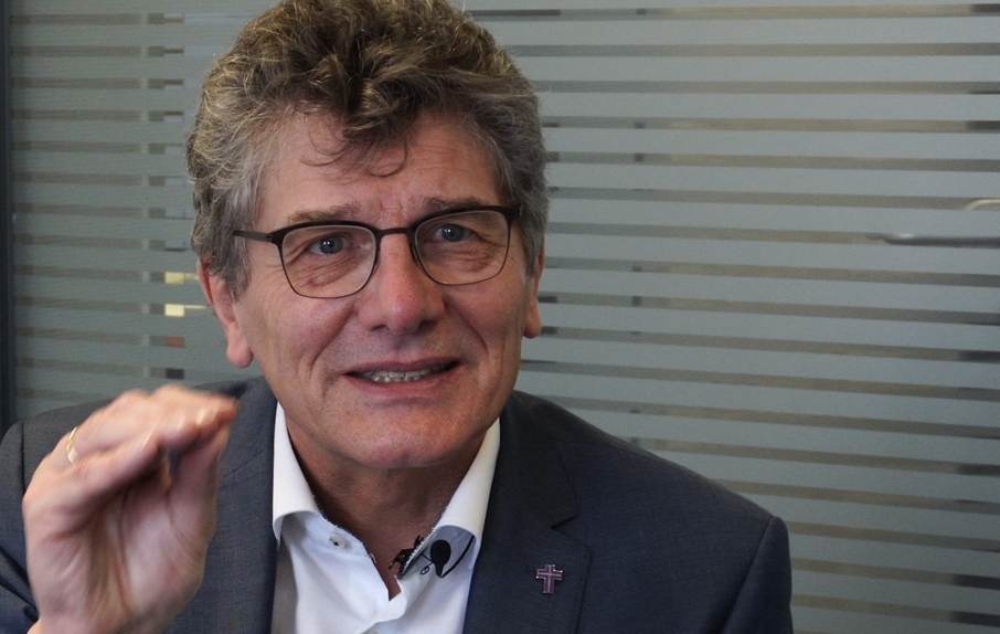 Kirche und Politik: Landesbischof Gohl im Interview